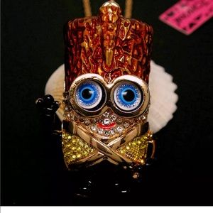 Jewelry | Crystal Hawaiian Tiki Minion Robot Necklace | Poshmark